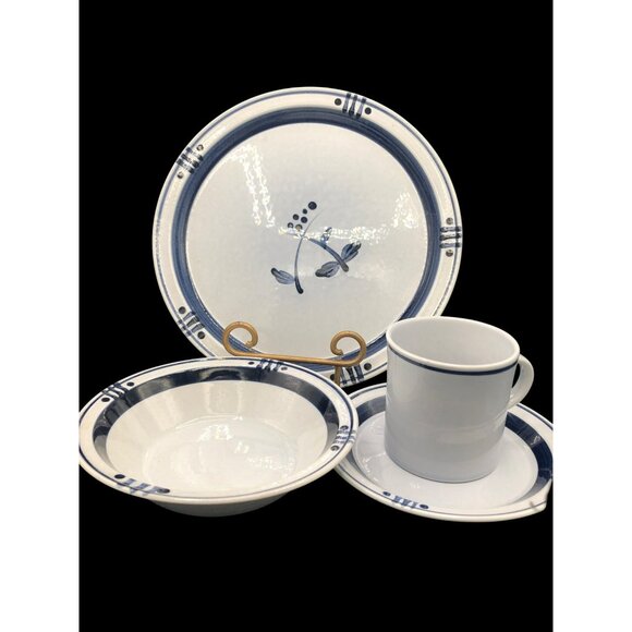 Arklow | Dining | Vtg 4 Piece Place Setting Arklow Pottery Blue Ming ...